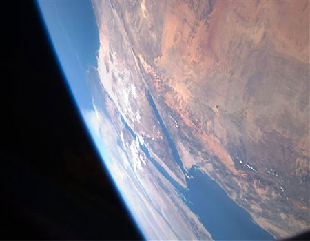 Striking Images from Space During Hubble Upgrade | Slice of SciFi